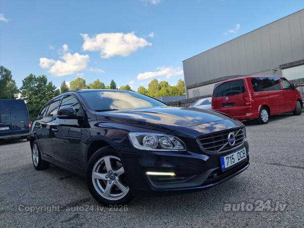 Volvo V60 2015 in Tartu, with an engine capacity of 2.00 L and mileage of 273 thousand km for 5990 €, photo 6 on AUTOMOTO.COM.LV