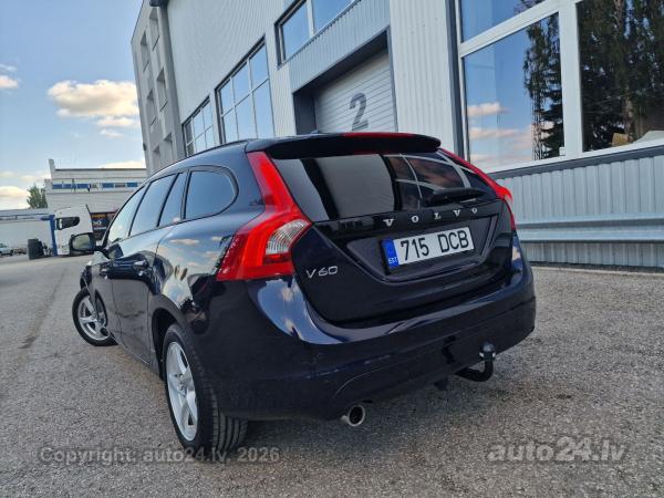 Volvo V60 2015 in Tartu, with an engine capacity of 2.00 L and mileage of 273 thousand km for 5990 €, photo 7 on AUTOMOTO.COM.LV