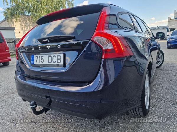 Volvo V60 2015 in Tartu, with an engine capacity of 2.00 L and mileage of 273 thousand km for 5990 €, photo 9 on AUTOMOTO.COM.LV