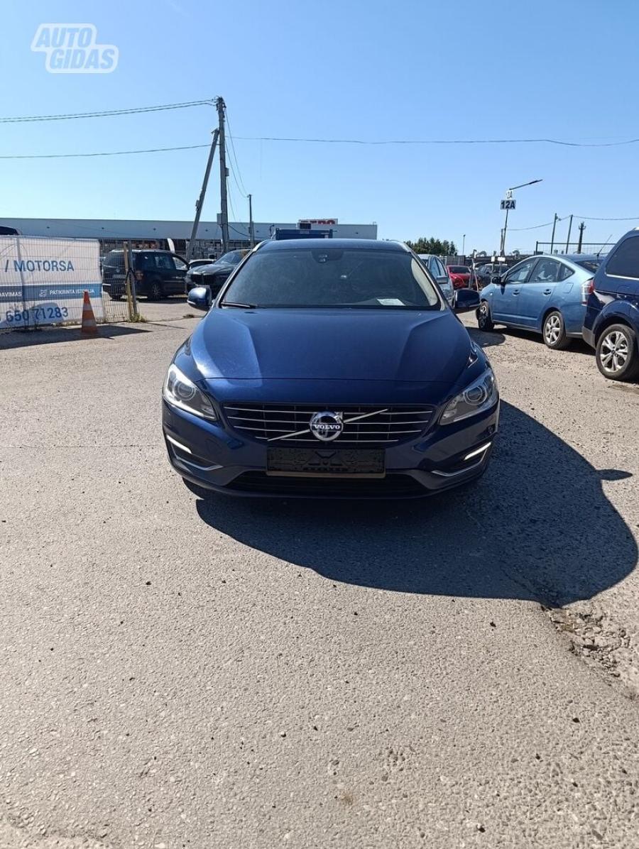 Volvo V60 2015 Kauņa, ar dzinēja tilpumu 2.00 L un nobraukumu 252 tūkst. km par 5900 €, foto 3 vietnē AUTOMOTO.COM.LV