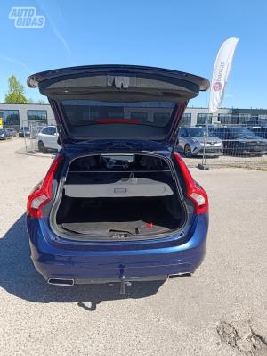Volvo V60 2015 Kauņa, ar dzinēja tilpumu 2.00 L un nobraukumu 252 tūkst. km par 5900 €, foto 8 vietnē AUTOMOTO.COM.LV