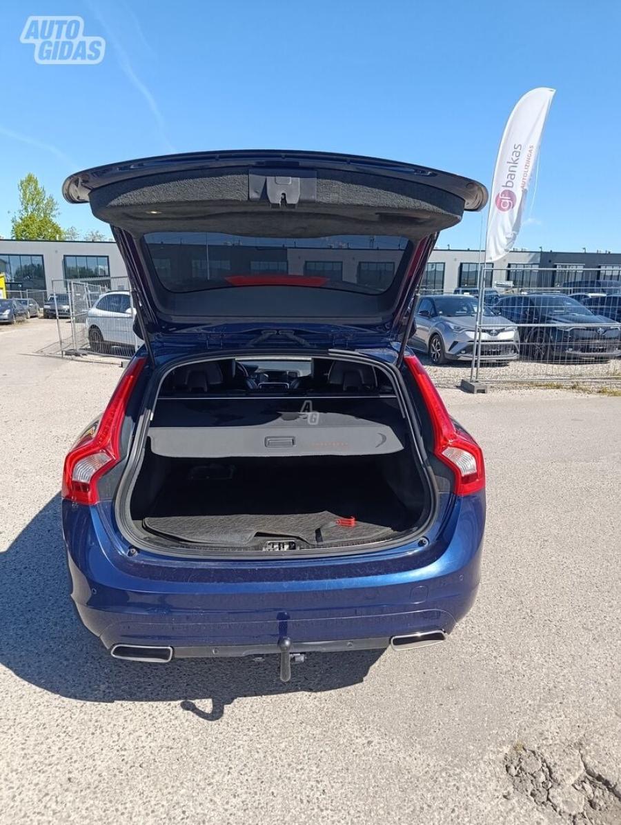 Volvo V60 2015 Kauņa, ar dzinēja tilpumu 2.00 L un nobraukumu 252 tūkst. km par 5900 €, foto 8 vietnē AUTOMOTO.COM.LV