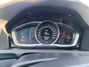 Volvo V60 2015 Kauņa, ar dzinēja tilpumu 2.00 L un nobraukumu 252 tūkst. km par 5900 €, foto 19 vietnē AUTOMOTO.COM.LV