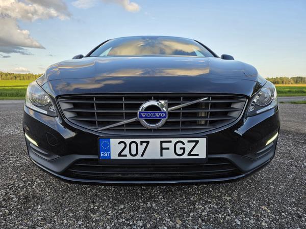 Вольво B60 2015 в Пайде, объемом двигателя 2.00 л и пробегом 150 тыс. км за 8790 €, фото 3 на AUTOMOTO.COM.LV