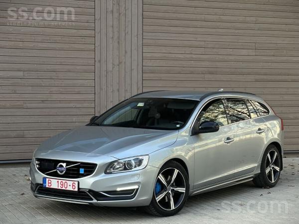 Volvo V60 2016 in Jelgava, with an engine capacity of 2.00 L and mileage of 264 thousand km for 12100 €, photo 1 on AUTOMOTO.COM.LV
