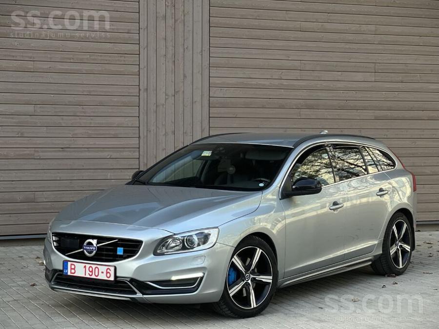 Volvo V60 2016 in Jelgava, with an engine capacity of 2.00 L and mileage of 264 thousand km for 12100 €, photo 1 on AUTOMOTO.COM.LV