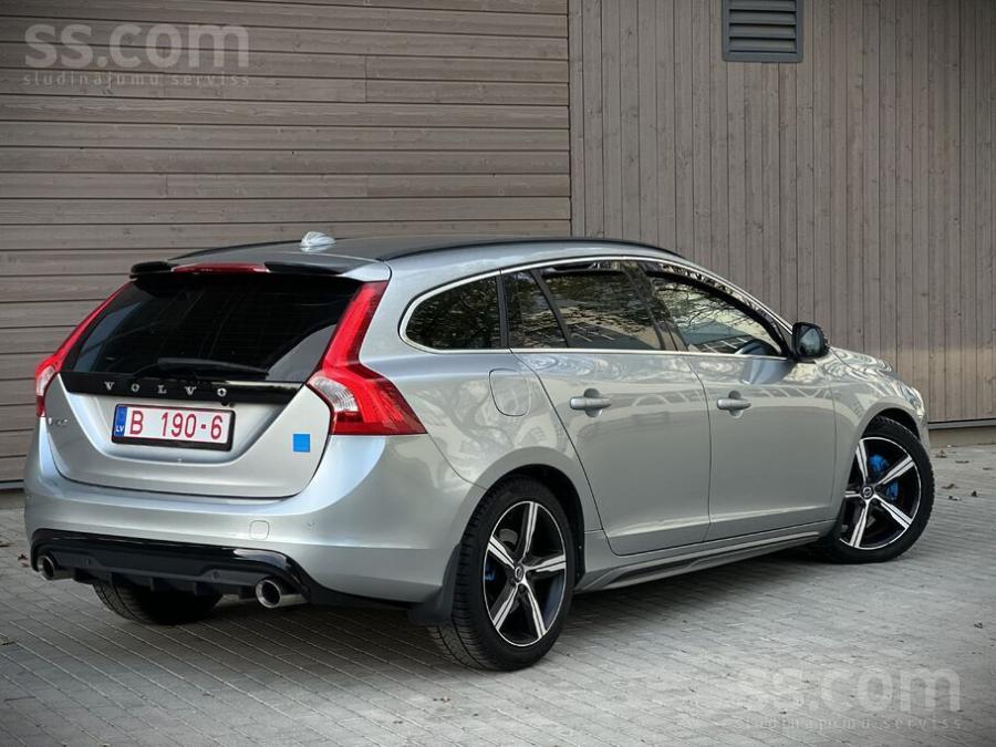 Volvo V60 2016 in Jelgava, with an engine capacity of 2.00 L and mileage of 264 thousand km for 12100 €, photo 6 on AUTOMOTO.COM.LV