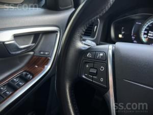Volvo V60 2016 in Jelgava, with an engine capacity of 2.00 L and mileage of 264 thousand km for 12100 €, photo 15 on AUTOMOTO.COM.LV