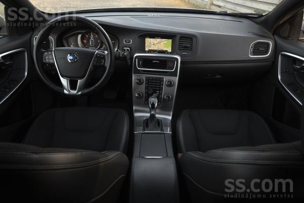 Volvo V60 2016 in Jelgava, with an engine capacity of 2.00 L and mileage of 221 thousand km for 7250 €, photo 8 on AUTOMOTO.COM.LV