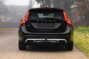 Volvo V60 2016 Rīga, ar dzinēja tilpumu 2.00 L un nobraukumu 218 tūkst. km par 10990 €, foto 10 vietnē AUTOMOTO.COM.LV