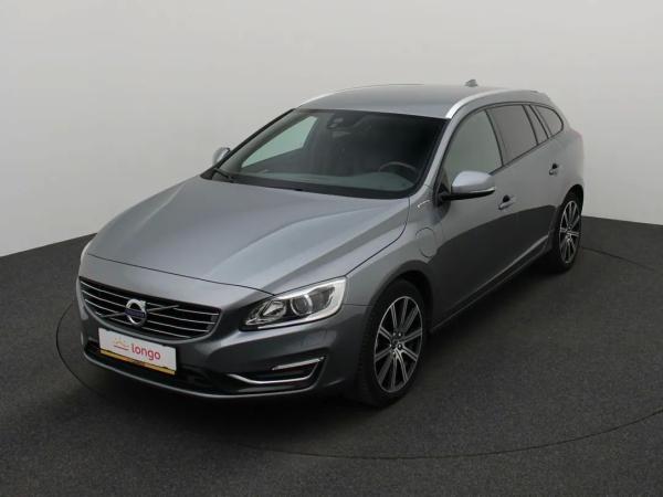 Volvo V60 2016 Viļņa, ar dzinēja tilpumu 2.40 L un nobraukumu 171 tūkst. km par 11799 €, foto 1 vietnē AUTOMOTO.COM.LV
