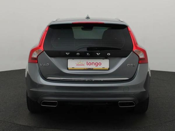 Volvo V60 2016 Viļņa, ar dzinēja tilpumu 2.40 L un nobraukumu 171 tūkst. km par 11799 €, foto 5 vietnē AUTOMOTO.COM.LV