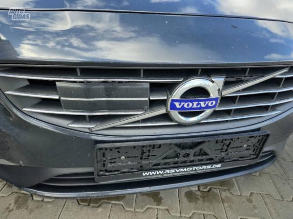 Volvo V60 2016 in Vilnius, with an engine capacity of 2.00 L and mileage of 218 thousand km for 9300 €, photo 3 on AUTOMOTO.COM.LV