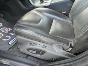 Volvo V60 2016 in Vilnius, with an engine capacity of 2.00 L and mileage of 218 thousand km for 9300 €, photo 12 on AUTOMOTO.COM.LV