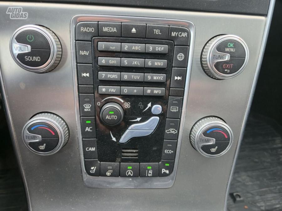 Volvo V60 2016 in Vilnius, with an engine capacity of 2.00 L and mileage of 218 thousand km for 9300 €, photo 33 on AUTOMOTO.COM.LV