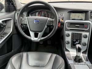 Вольво B60 2016 в Рига, объемом двигателя 2.00 л и пробегом 136 тыс. км за 9990 €, фото 8 на AUTOMOTO.COM.LV