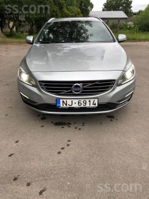 Volvo V60 2016 in Riga, with an engine capacity of 2.40 L and mileage of 311 thousand km for 11500 €, photo  on AUTOMOTO.COM.LV