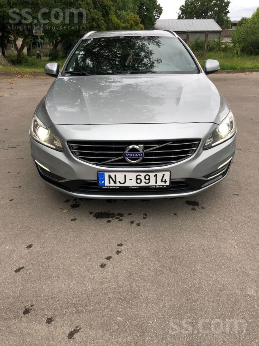Volvo V60 2016 Rīga, ar dzinēja tilpumu 2.40 L un nobraukumu 311 tūkst. km par 11500 €, foto 1 vietnē AUTOMOTO.COM.LV