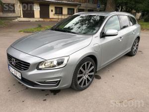 Volvo V60 2016 Rīga, ar dzinēja tilpumu 2.40 L un nobraukumu 311 tūkst. km par 11500 €, foto 6 vietnē AUTOMOTO.COM.LV