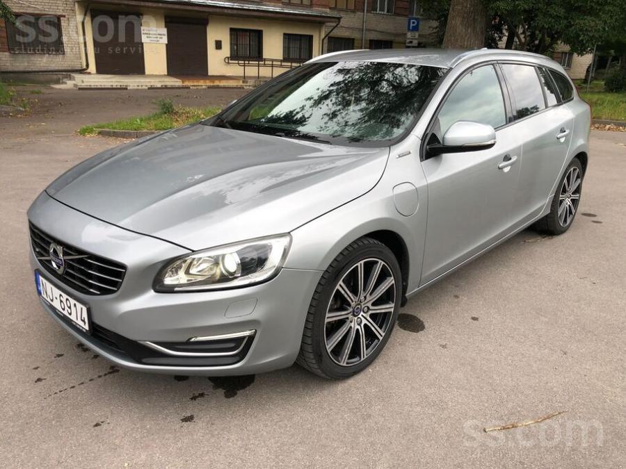 Volvo V60 2016 Rīga, ar dzinēja tilpumu 2.40 L un nobraukumu 311 tūkst. km par 11500 €, foto 6 vietnē AUTOMOTO.COM.LV