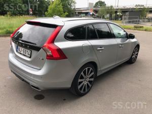 Volvo V60 2016 Rīga, ar dzinēja tilpumu 2.40 L un nobraukumu 311 tūkst. km par 11500 €, foto 8 vietnē AUTOMOTO.COM.LV