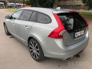 Volvo V60 2016 Rīga, ar dzinēja tilpumu 2.40 L un nobraukumu 311 tūkst. km par 11500 €, foto 9 vietnē AUTOMOTO.COM.LV