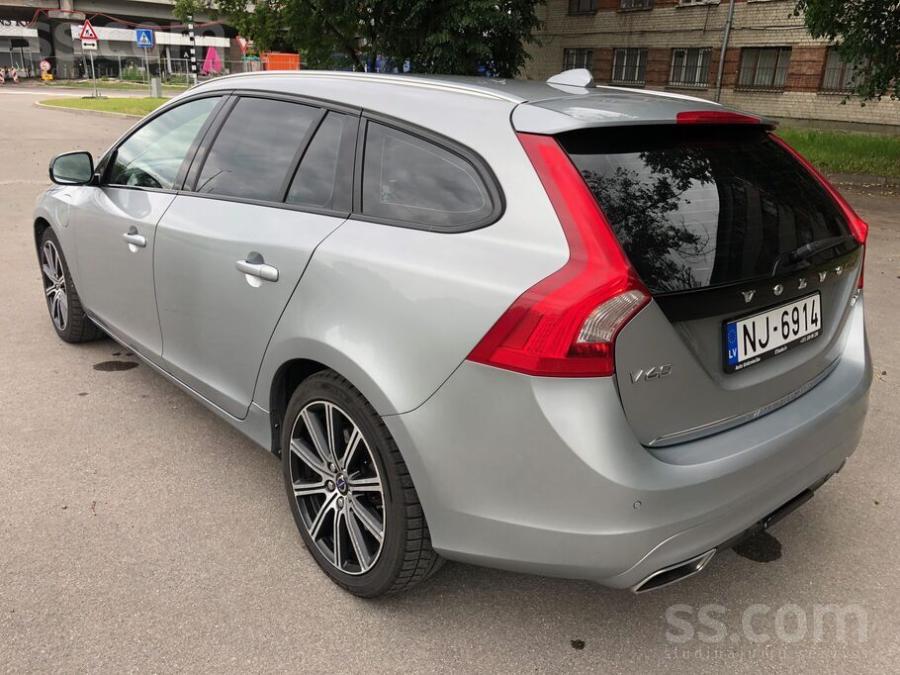 Volvo V60 2016 Rīga, ar dzinēja tilpumu 2.40 L un nobraukumu 311 tūkst. km par 11500 €, foto 9 vietnē AUTOMOTO.COM.LV