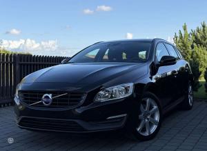 Volvo V60 2016 in Kaunas, with an engine capacity of 1.98 L and mileage of 286 thousand km for 6690 €, photo 4 on AUTOMOTO.COM.LV