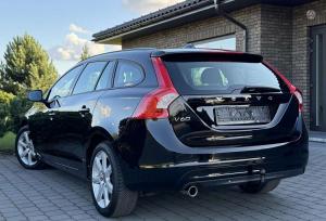 Volvo V60 2016 in Kaunas, with an engine capacity of 1.98 L and mileage of 286 thousand km for 6690 €, photo 5 on AUTOMOTO.COM.LV