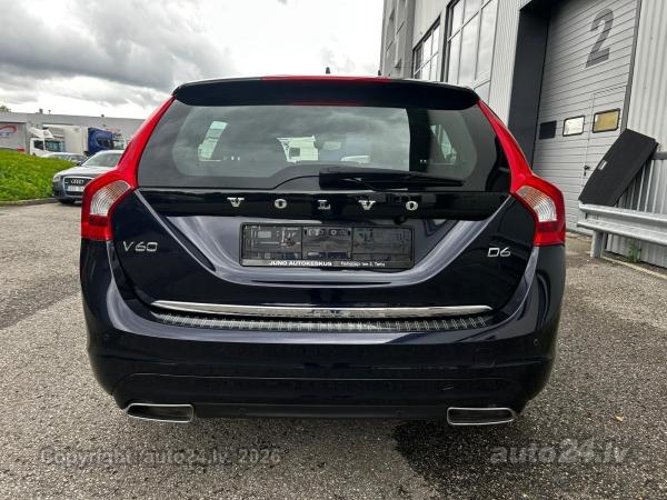 Volvo V60 2016 Tartu, ar dzinēja tilpumu 2.40 L un nobraukumu 233 tūkst. km par 8990 €, foto 9 vietnē AUTOMOTO.COM.LV