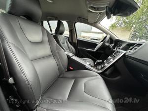 Вольво B60 2016 в Тарту, объемом двигателя 2.40 л и пробегом 233 тыс. км за 8990 €, фото 13 на AUTOMOTO.COM.LV