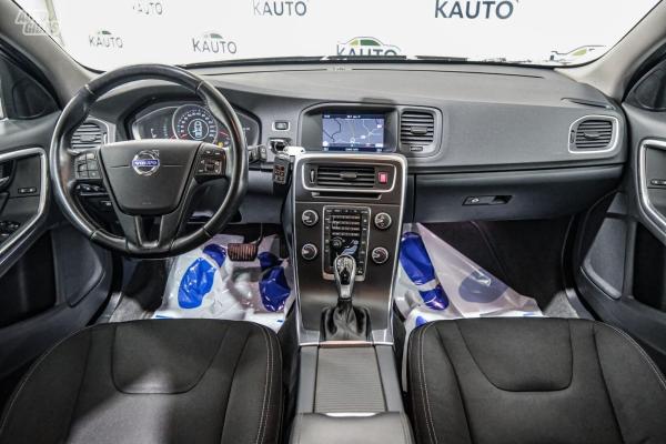 Volvo V60 2017 Kauņa, ar dzinēja tilpumu 2.00 L un nobraukumu 258 tūkst. km par 8390 €, foto 8 vietnē AUTOMOTO.COM.LV