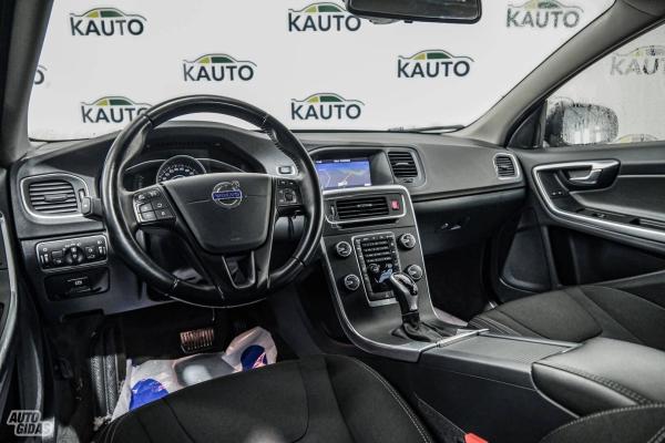 Volvo V60 2017 Kauņa, ar dzinēja tilpumu 2.00 L un nobraukumu 310 tūkst. km par 8190 €, foto 7 vietnē AUTOMOTO.COM.LV