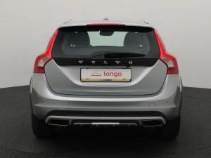 Volvo V60 2017 in Vilnius, with an engine capacity of 2.00 L and mileage of 272 thousand km for 11999 €, photo 6 on AUTOMOTO.COM.LV