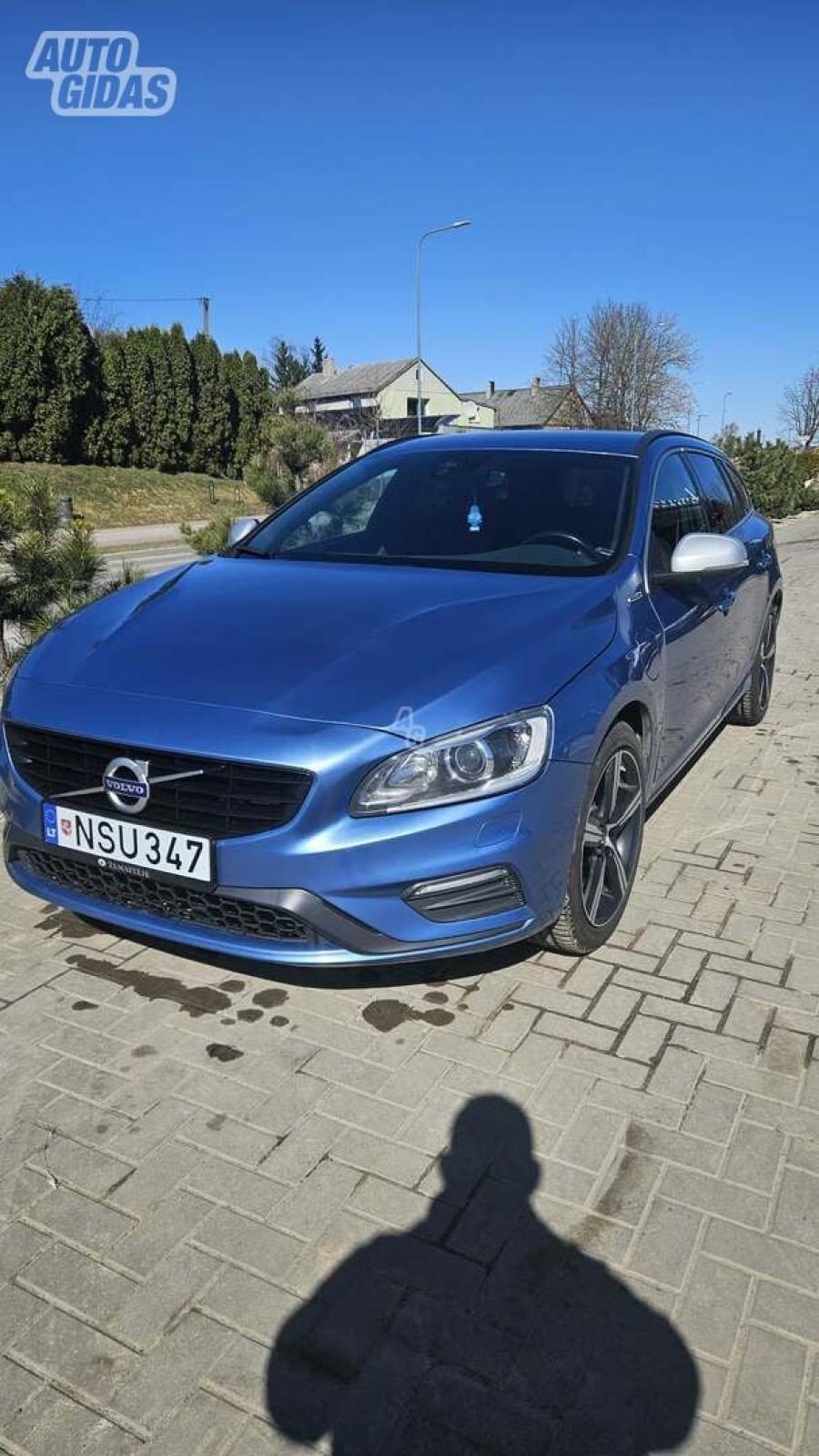 Volvo V60 2017 in Plunge, with an engine capacity of 2.40 L and mileage of 240 thousand km for 10500 €, photo 1 on AUTOMOTO.COM.LV