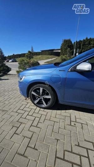Volvo V60 2017 in Plunge, with an engine capacity of 2.40 L and mileage of 240 thousand km for 10500 €, photo 3 on AUTOMOTO.COM.LV