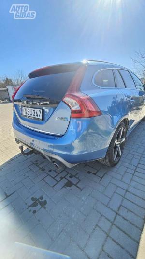 Volvo V60 2017 in Plunge, with an engine capacity of 2.40 L and mileage of 240 thousand km for 10500 €, photo 6 on AUTOMOTO.COM.LV