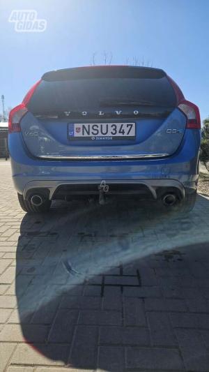 Volvo V60 2017 in Plunge, with an engine capacity of 2.40 L and mileage of 240 thousand km for 10500 €, photo 7 on AUTOMOTO.COM.LV