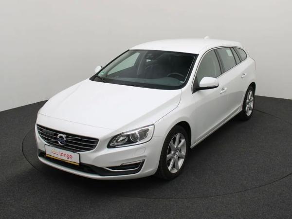 Volvo V60 2017 in Vilnius, with an engine capacity of 2.00 L and mileage of 194 thousand km for 12199 €, photo 1 on AUTOMOTO.COM.LV