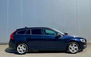 Volvo V60 2017 Tallina, ar dzinēja tilpumu 2.00 L un nobraukumu 185 tūkst. km par 9999 €, foto 6 vietnē AUTOMOTO.COM.LV