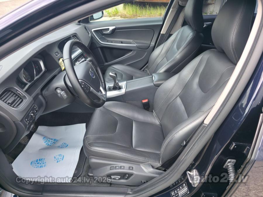 Вольво B60 2017 в Таллин, объемом двигателя 2.00 л и пробегом 124 тыс. км за 9890 €, фото 9 на AUTOMOTO.COM.LV