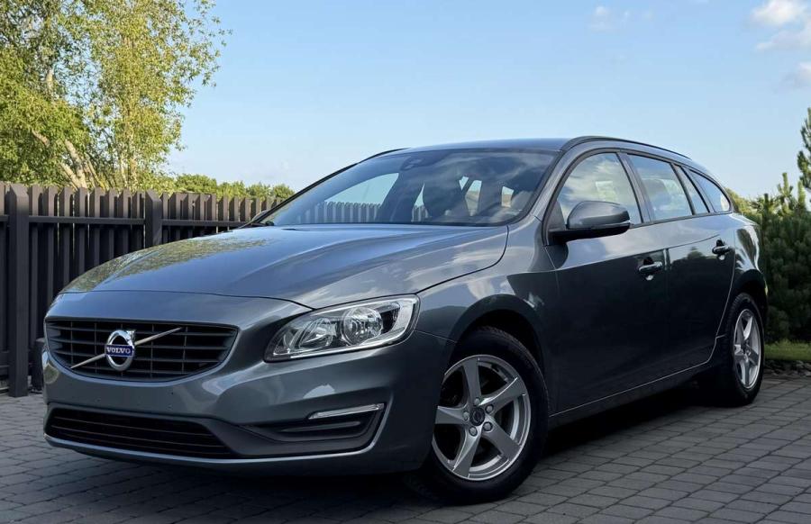 Volvo V60 2017 Kauņa, ar dzinēja tilpumu 1.97 L un nobraukumu 230 tūkst. km par 7300 €, foto 4 vietnē AUTOMOTO.COM.LV