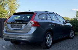 Volvo V60 2017 Kauņa, ar dzinēja tilpumu 1.97 L un nobraukumu 230 tūkst. km par 7300 €, foto 6 vietnē AUTOMOTO.COM.LV