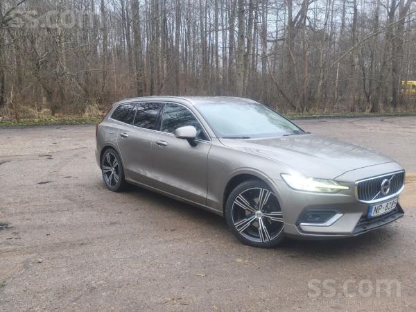 Volvo V60 2018 in Liepaja, with an engine capacity of 2.00 L and mileage of 250 thousand km for 16500 €, photo 1 on AUTOMOTO.COM.LV