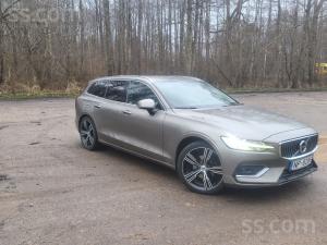 Volvo V60 2018 in Liepaja, with an engine capacity of 2.00 L and mileage of 250 thousand km for 16500 €, photo  on AUTOMOTO.COM.LV
