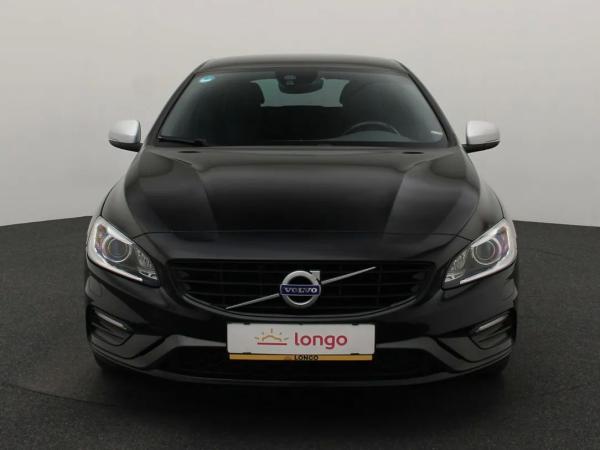 Volvo V60 2018 Viļņa, ar dzinēja tilpumu 2.00 L un nobraukumu 163 tūkst. km par 13399 €, foto 3 vietnē AUTOMOTO.COM.LV
