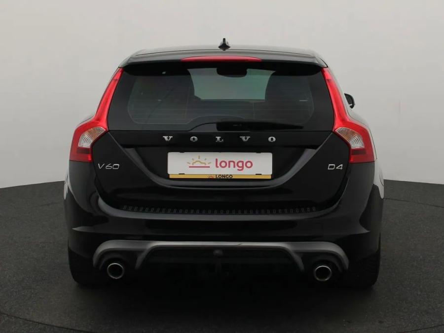 Volvo V60 2018 in Vilnius, with an engine capacity of 2.00 L and mileage of 163 thousand km for 13399 €, photo 6 on AUTOMOTO.COM.LV