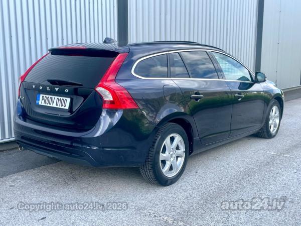 Volvo V60 2018 Tallina, ar dzinēja tilpumu 2.00 L un nobraukumu 224 tūkst. km par 9900 €, foto 4 vietnē AUTOMOTO.COM.LV