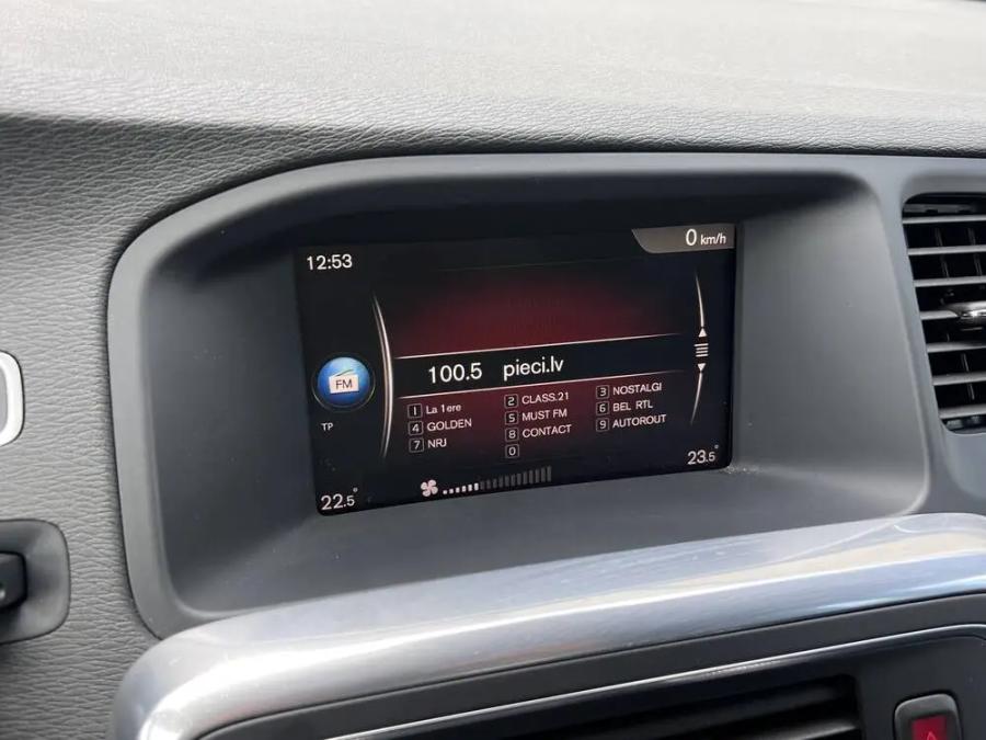 Volvo V60 2018 Rīga, ar dzinēja tilpumu 2.00 L un nobraukumu 169 tūkst. km par 9750 €, foto 15 vietnē AUTOMOTO.COM.LV