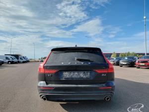 Volvo V60 2018 Viļņa, ar dzinēja tilpumu 1.97 L un nobraukumu 270 tūkst. km par 12900 €, foto 5 vietnē AUTOMOTO.COM.LV
